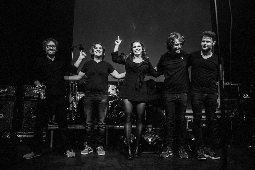 “Χρόνοι εμφάνισης για τις συναυλίες των The Gathering στην Ελλάδα ...