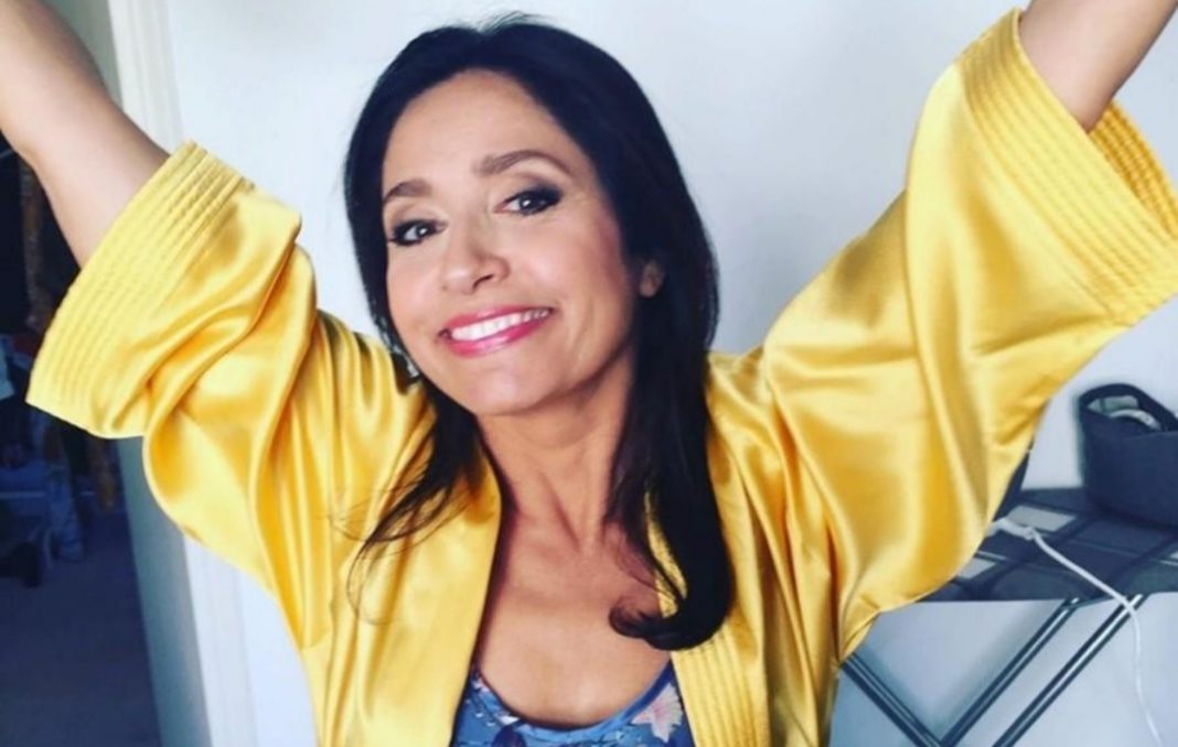 Η ΒΑΣΩ ΓΟΥΛΙΕΛΜΑΚΗ στη Θεσσαλονίκη - Polis Magazino