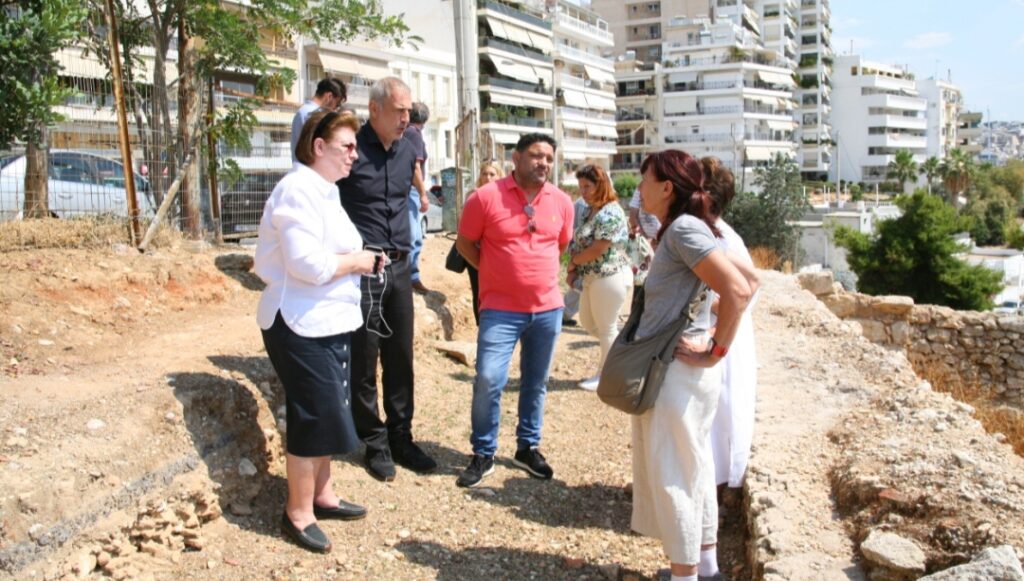 ΑΥΤΟΨΙΑ ΔΗΜΑΡΧΟΥ ΠΕΙΡΑΙΑ ΓΙΑΝΝΗ ΜΩΡΑΛΗ ΚΑΙ ΥΠΟΥΡΓΟΥ ΠΟΛΙΤΙΣΜΟΥ ΚΑΙ ...