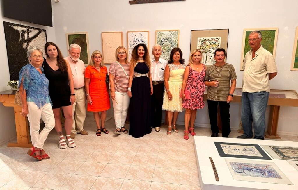 Εγκαίνια της ομαδικής έκθεσης "Προσωπογραφίες, Performance και ...